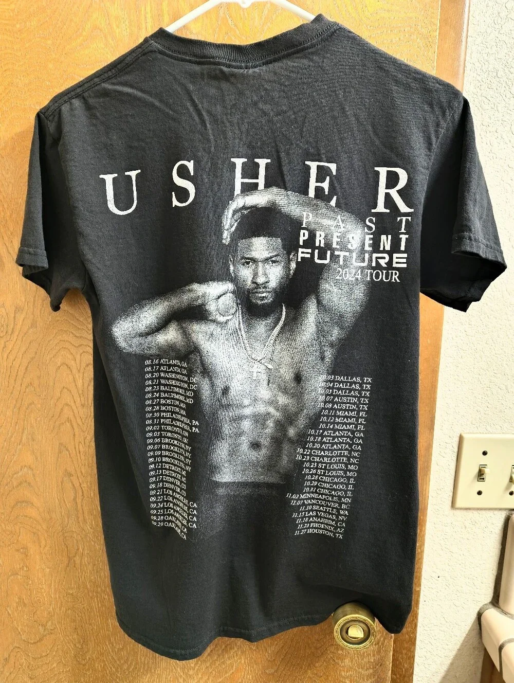Delta | Tops | Usher 224 Past Present Future Tour Shirt | Poshmark